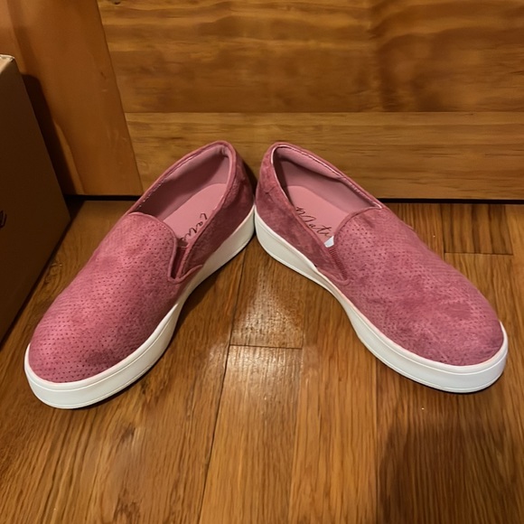 Coconuts by Matisse | Shoes | Coconuts By Matisse Dandy Slipon Sneakers ...